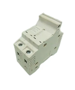 3NW7033 3NW7033 SIEMENS PORTAFUSIBLE 10X38mm 3 POLOS 3NW7033