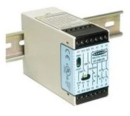 AT-FM-10K AT-FM-10K BANNER TWO HAND SAFETY CONTROL MODULE 12-30VDC 60698